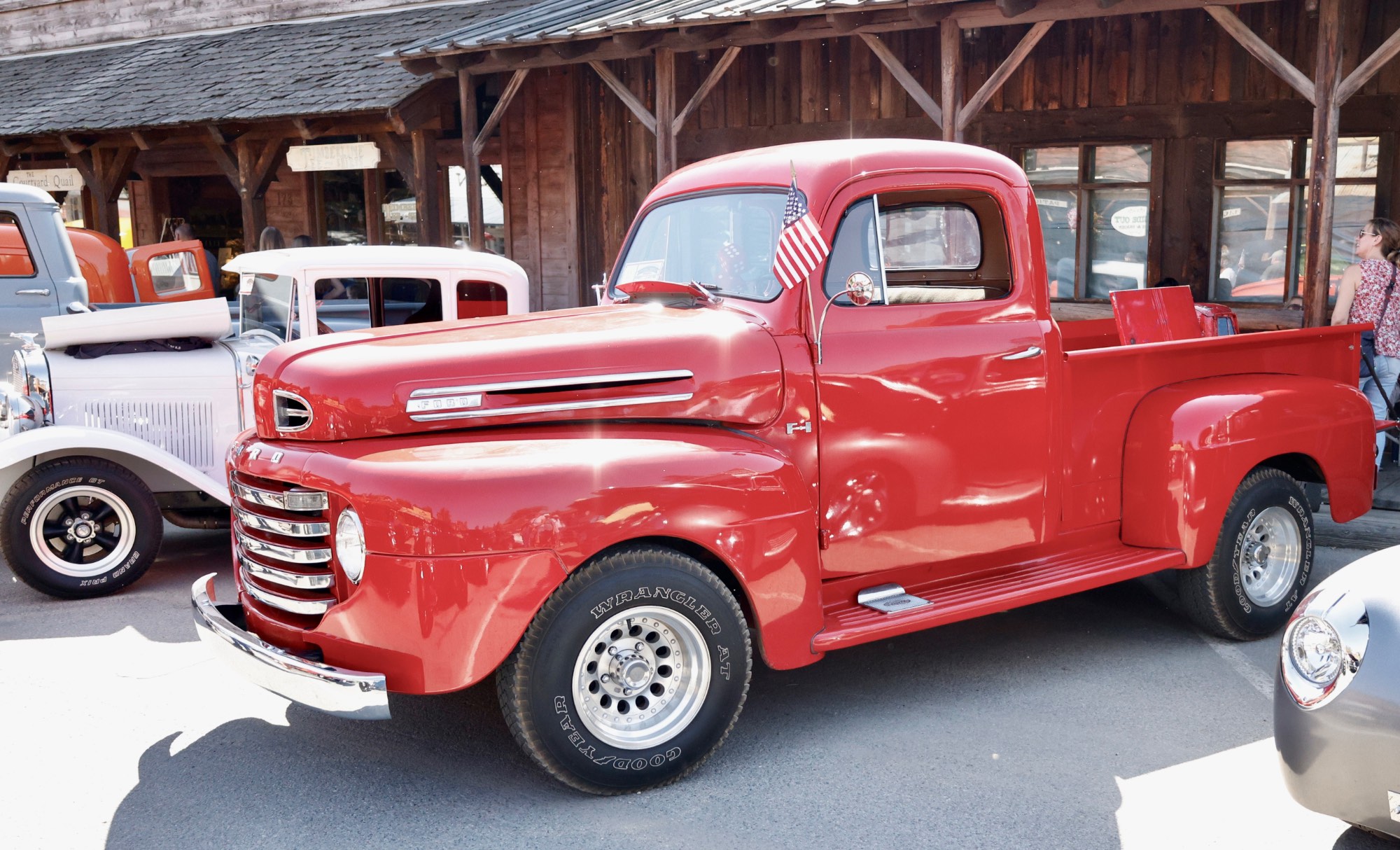 Solve !950 Ford F-1 Pickup jigsaw puzzle online with 84 pieces