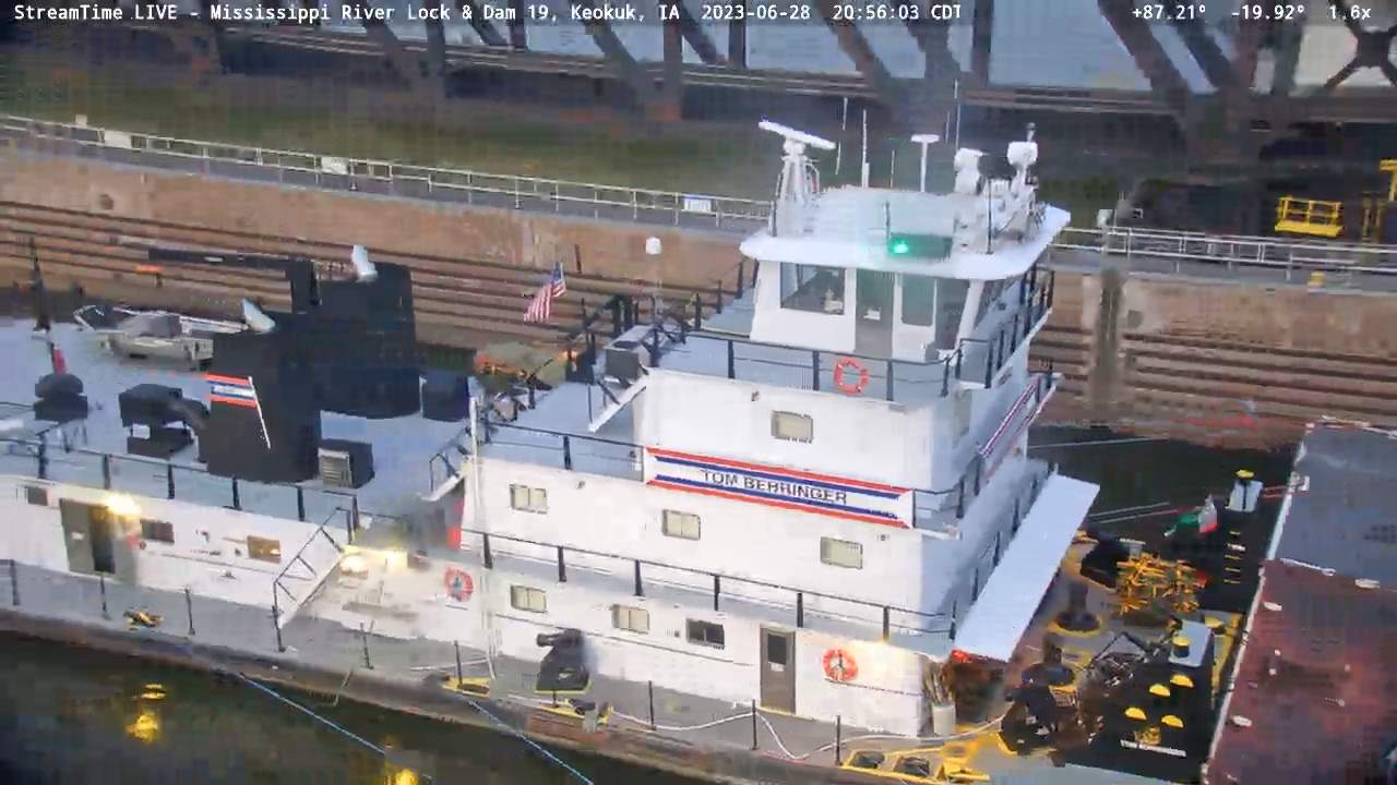 Solve Tom Behringer, Keokuk 6-28-23 jigsaw puzzle online with 84 pieces