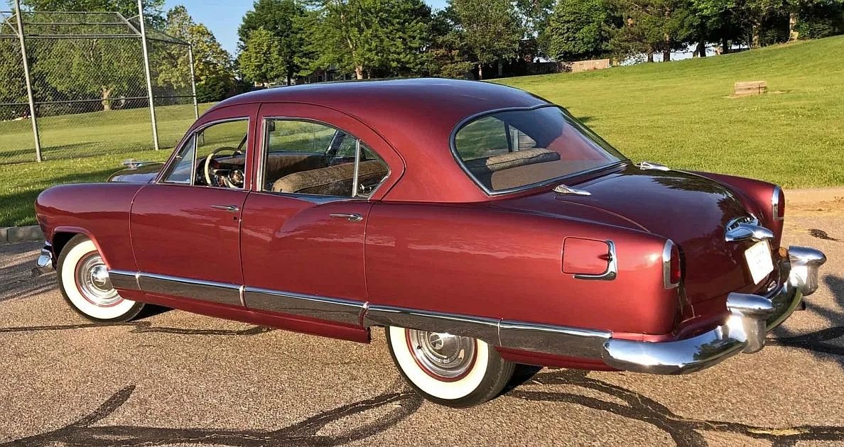 Solve 51-Kaiser-Dragon-Rear jigsaw puzzle online with 128 pieces