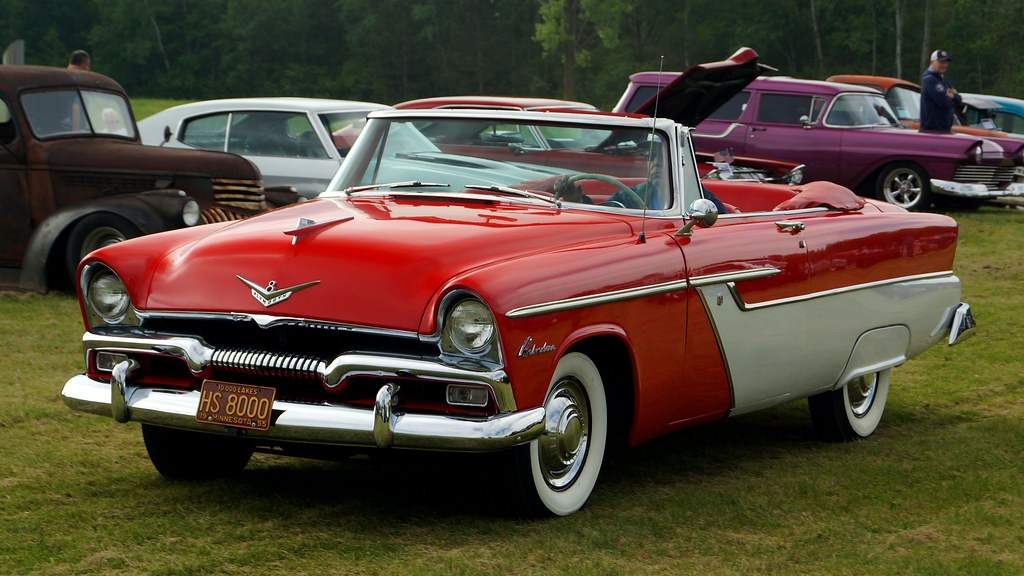 Jigsaw Puzzle | 1955 Plymouth Belvedere Convertible | 84 pieces | Jigidi