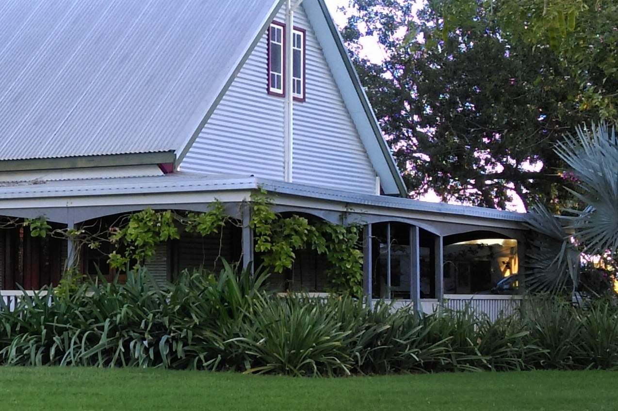 Solve Barkly Homestead jigsaw puzzle online with 117 pieces