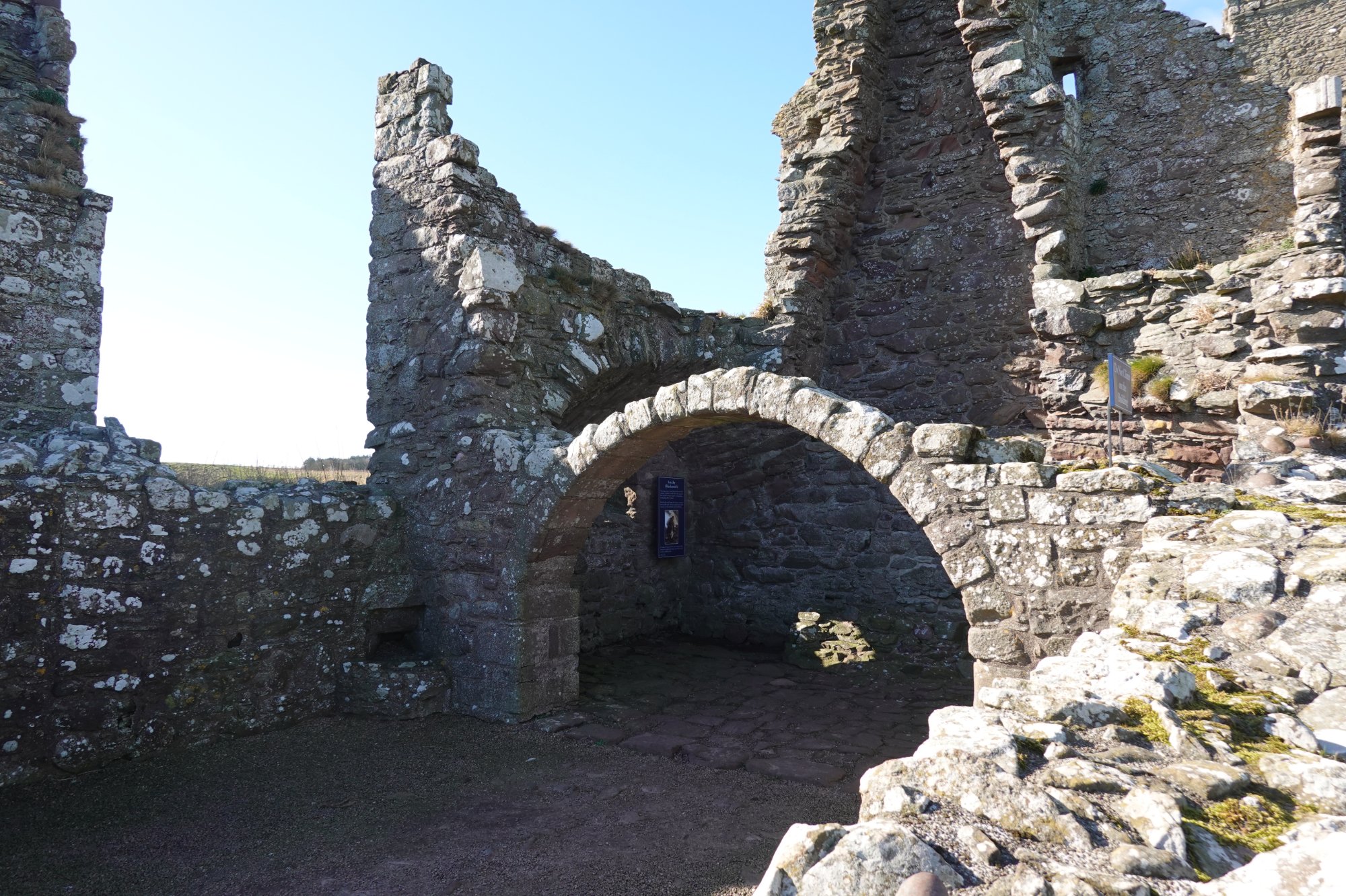 Solve Smithy, Dunottar Castle, Scotland jigsaw puzzle online with 150 ...