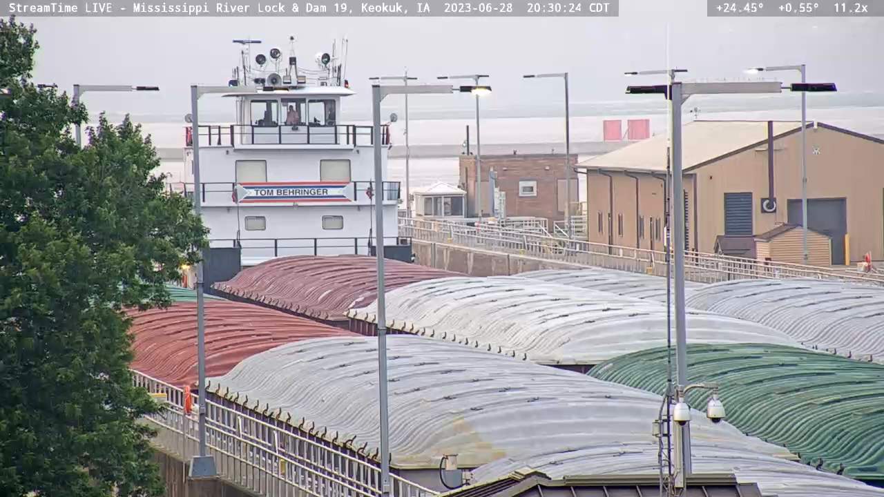 Solve Tom Behringer at Keokuk 6-28-23 jigsaw puzzle online with 84 pieces