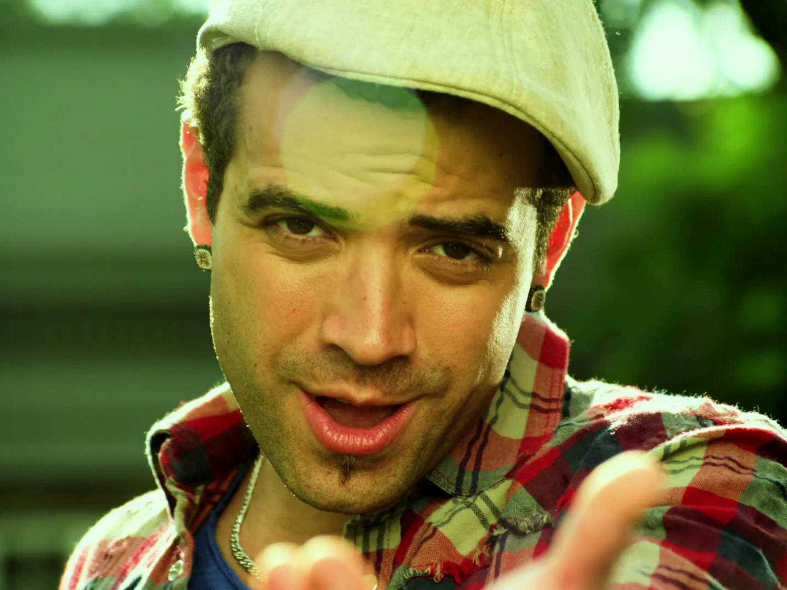 Solve Chino y Nacho, you bring me so much joy and your videos are ...