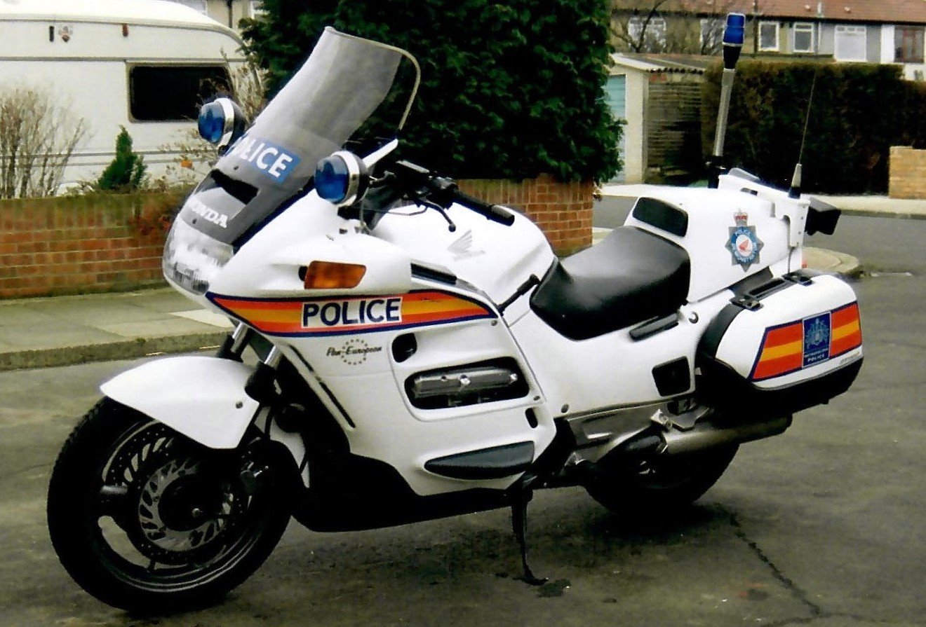 Solve 1993 Honda ST1100 Pan European Police Demonstrator jigsaw puzzle ...