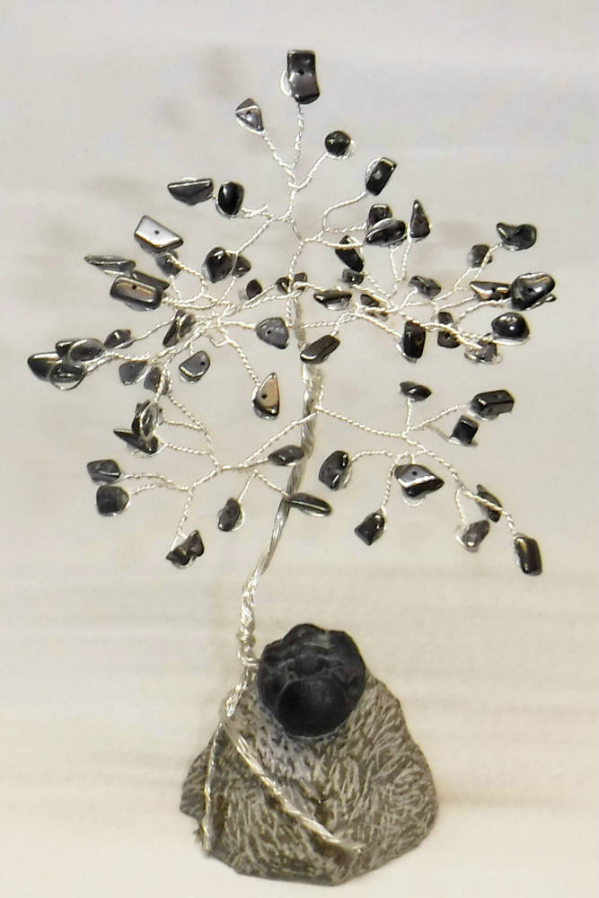 Solve Hematite gem tree on a Trilobite fossil base jigsaw puzzle online ...