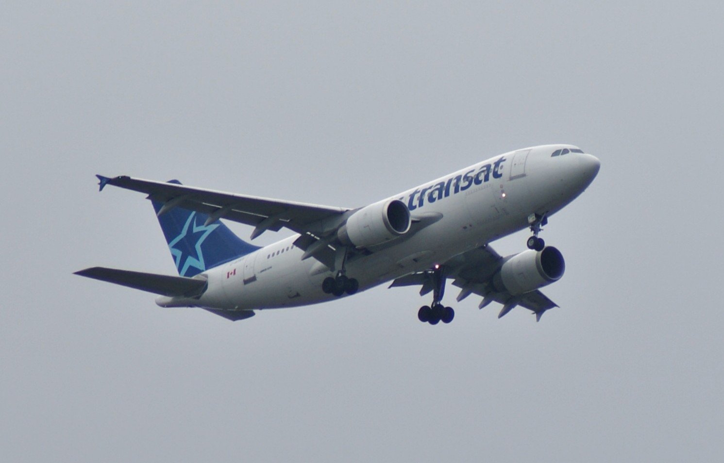 Solve C-GTSY A310-304, transat, Süd-Anflug EAP Basel - Mulhouse, 2015 ...