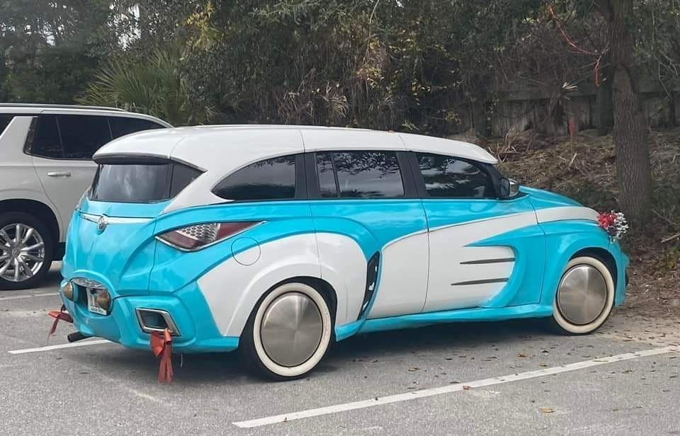 Solve Buick Bijou Super, a modded Chevrolet HHR - 2010 jigsaw puzzle ...