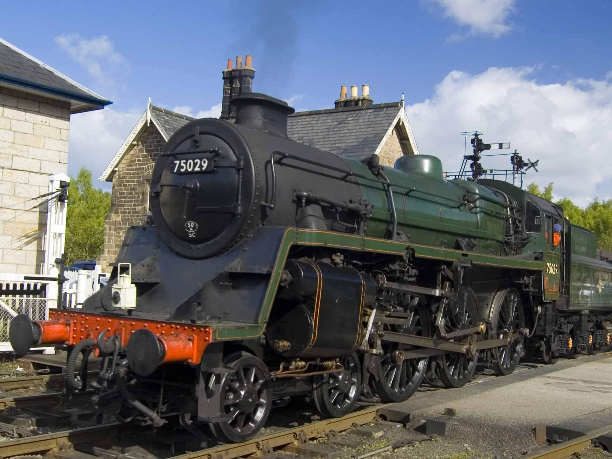 Solve BR Standard Class 4MT 4-6-0 75029 The Green Knight. jigsaw puzzle ...