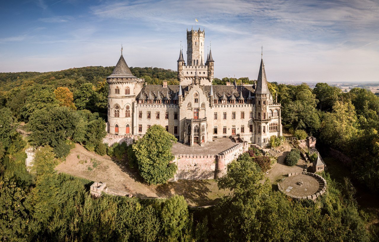 Solve Marienburg Castle, Nordstemmen, Germany jigsaw puzzle online with ...