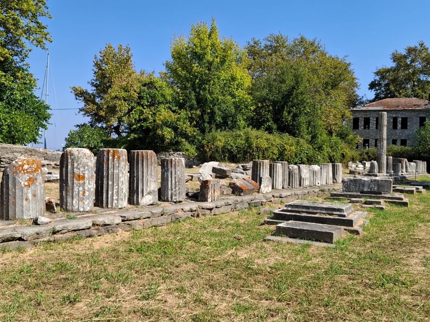 Jigsaw Puzzle | 30 pieces | The Ancient Agora of Thassos | Jigidi