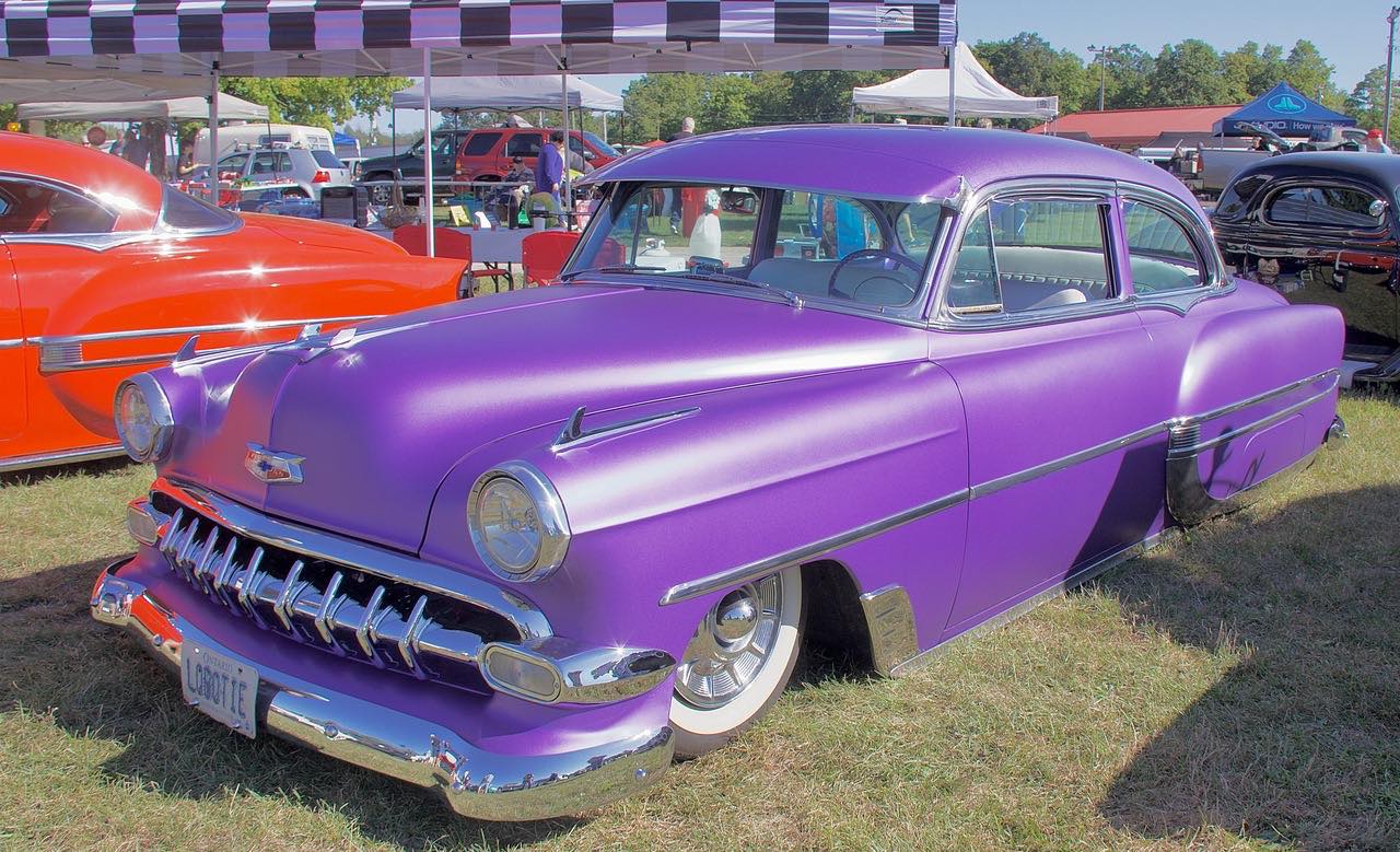 Solve Purple Chevy jigsaw puzzle online with 135 pieces
