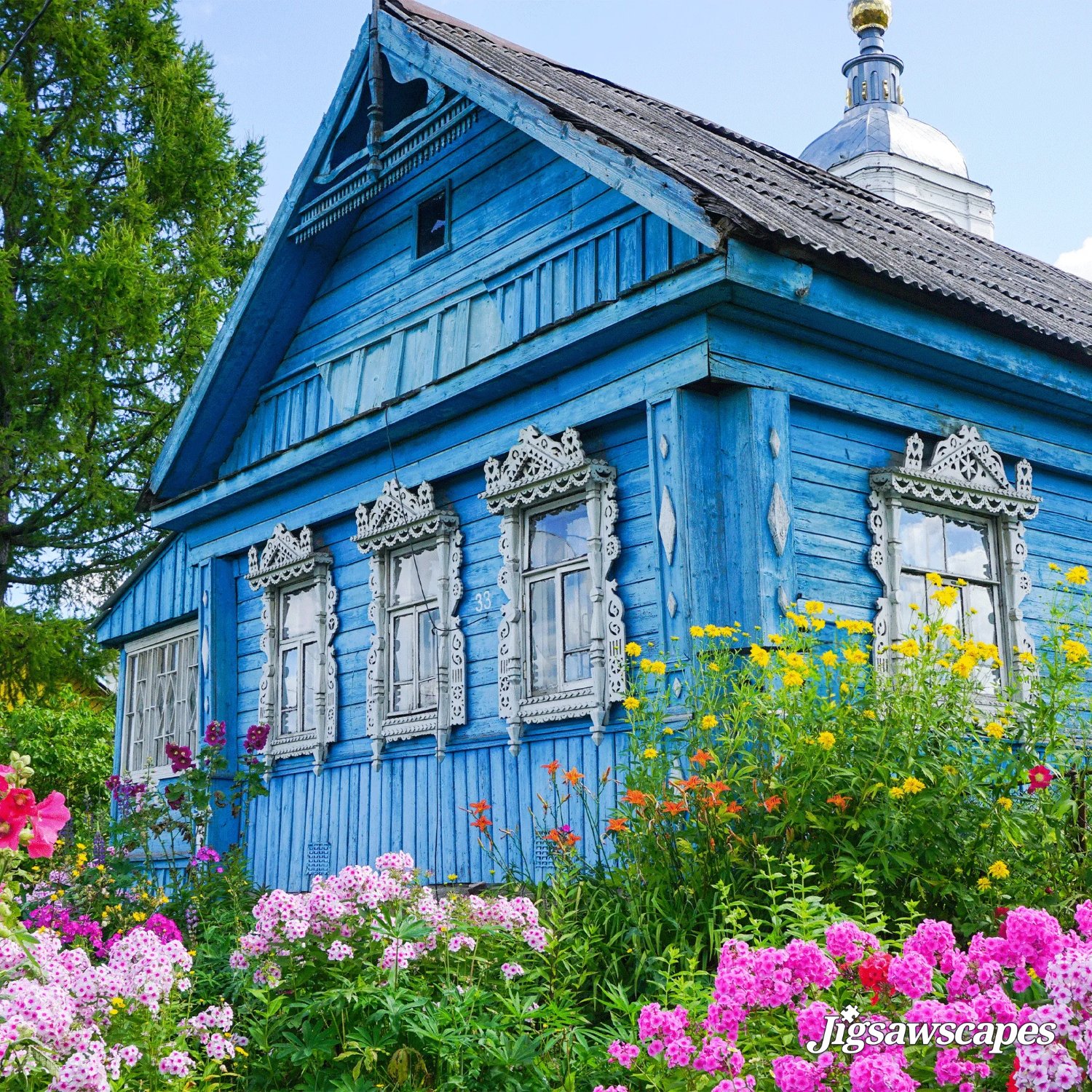 Solve Detailed window work . . . . . jigsaw puzzle online with 64 pieces