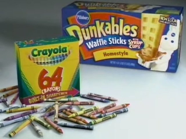 Solve waffle stick box crayon box jigsaw puzzle online with 12 pieces