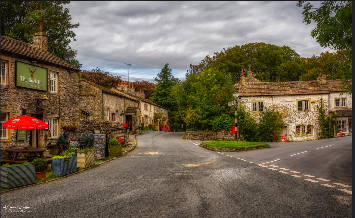 Solve The Buck Inn. Malham. Yorkshire. UK. jigsaw puzzle online with 96 ...