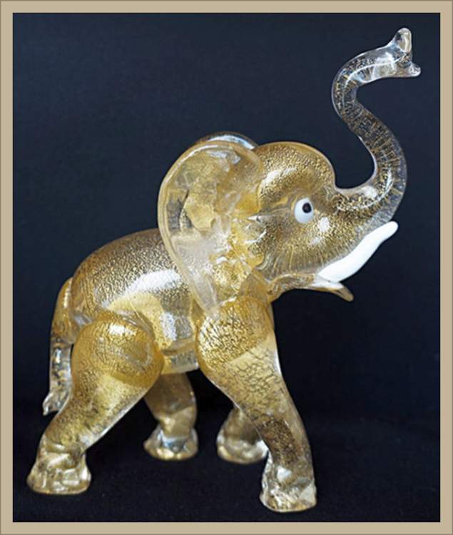 Jigsaw Puzzle | Murano glass elephant figurine | 9 pieces | Jigidi