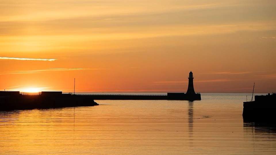 Solve We're Having a Heat Wave 1 jigsaw puzzle online with 15 pieces