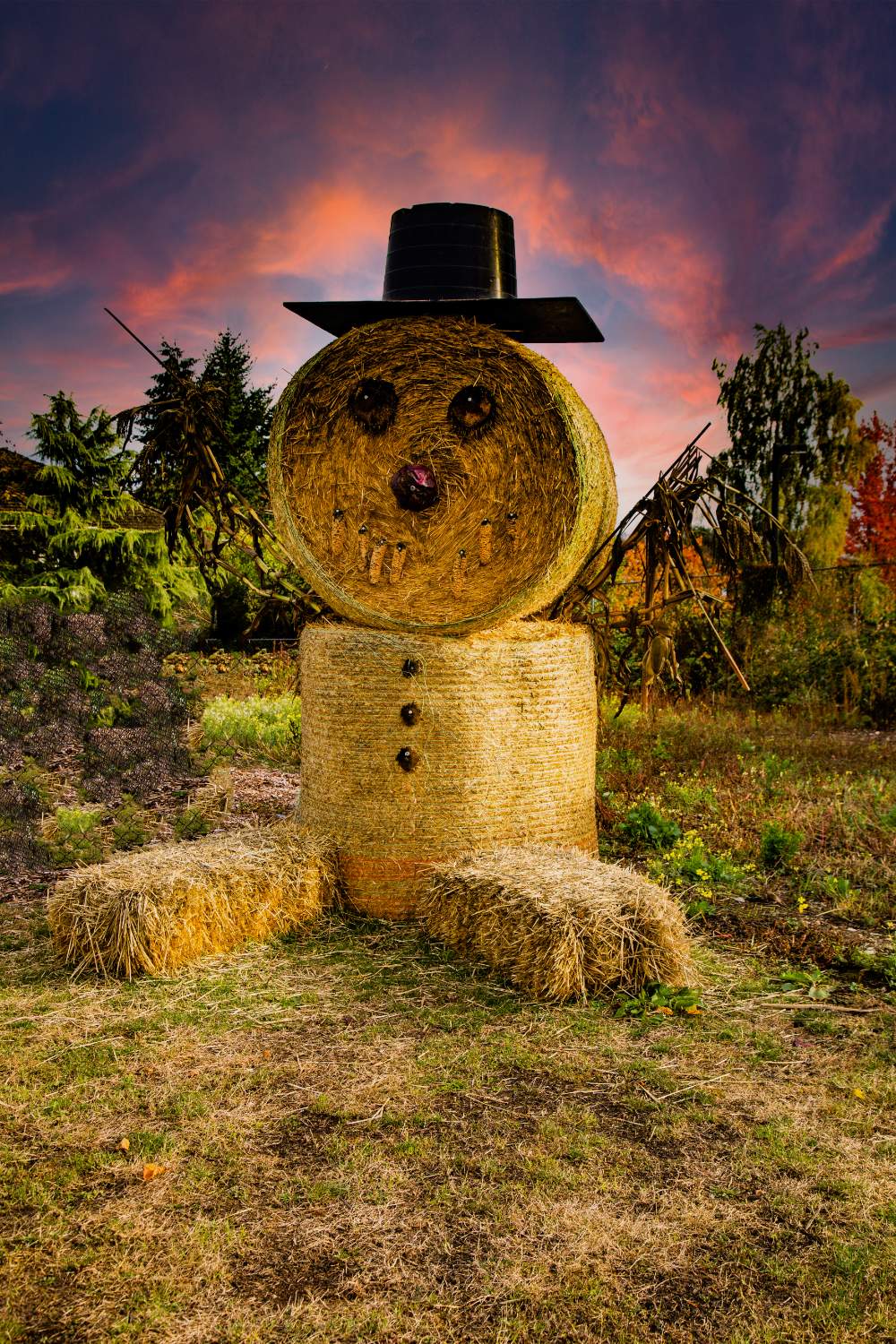Solve The Hay Monster jigsaw puzzle online with 126 pieces