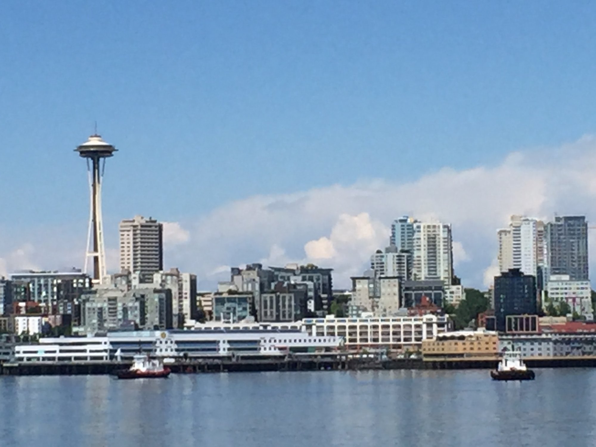 Solve Seattle jigsaw puzzle online with 300 pieces