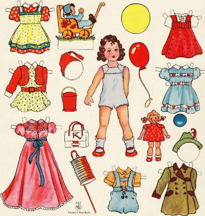 Solve Paper Doll jigsaw puzzle online with 81 pieces