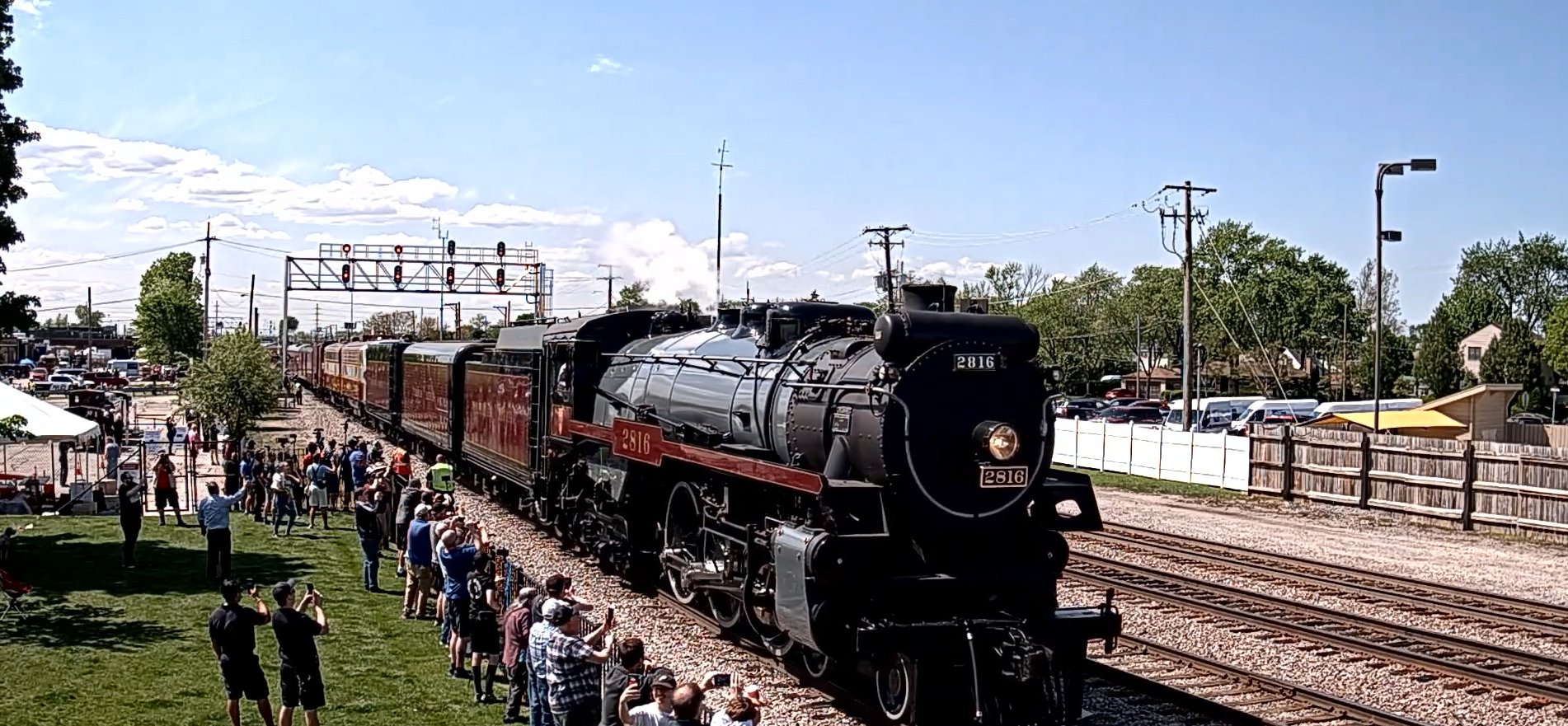 Solve CPKC 2816 jigsaw puzzle online with 144 pieces