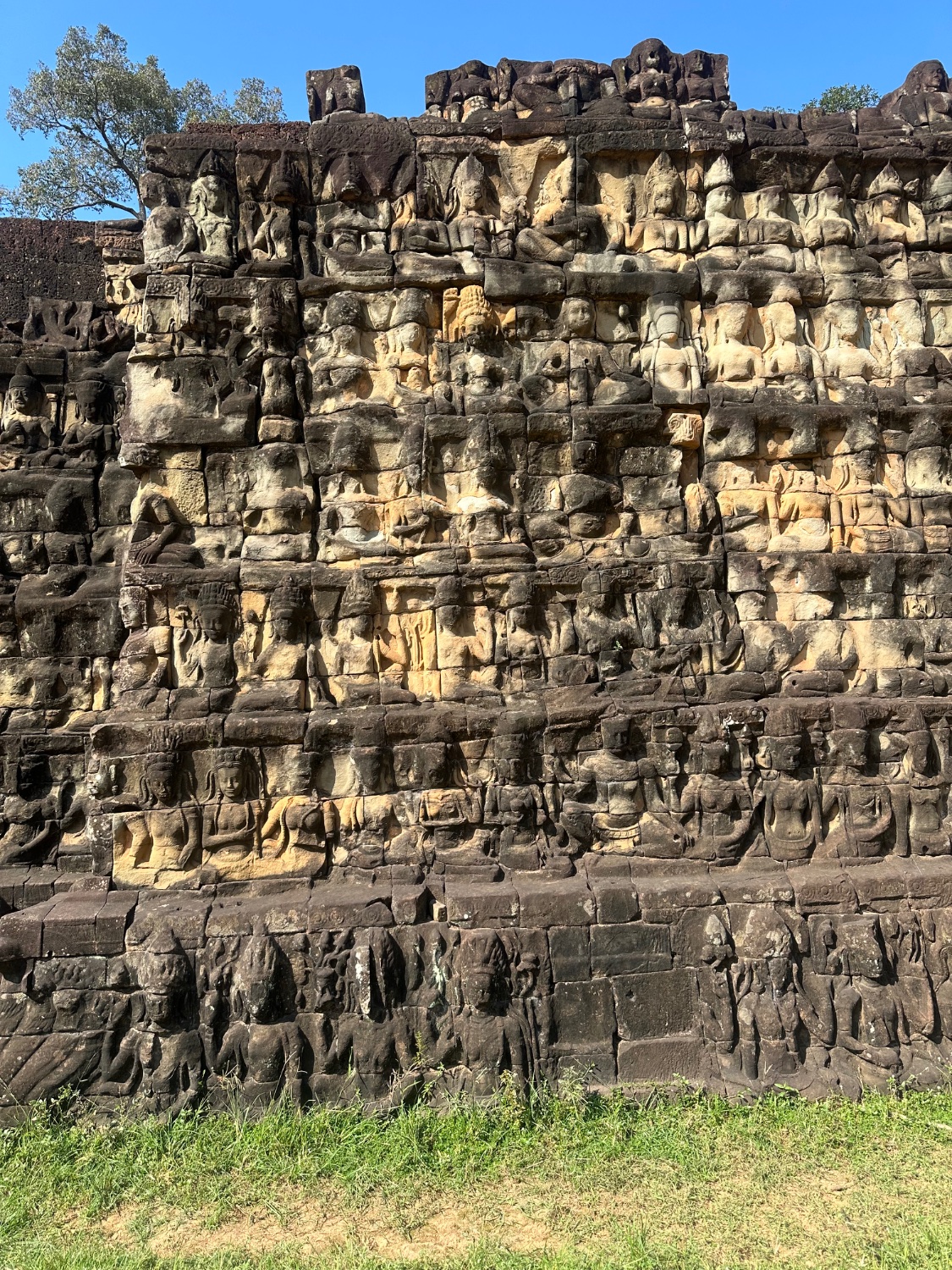 Solve Angkor Wat, Cambodia jigsaw puzzle online with 48 pieces