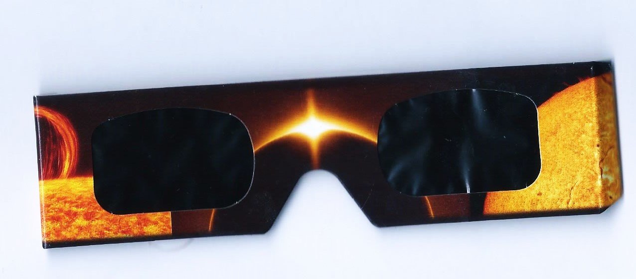 Solve My Solar Eclipse Glasses jigsaw puzzle online with 18 pieces