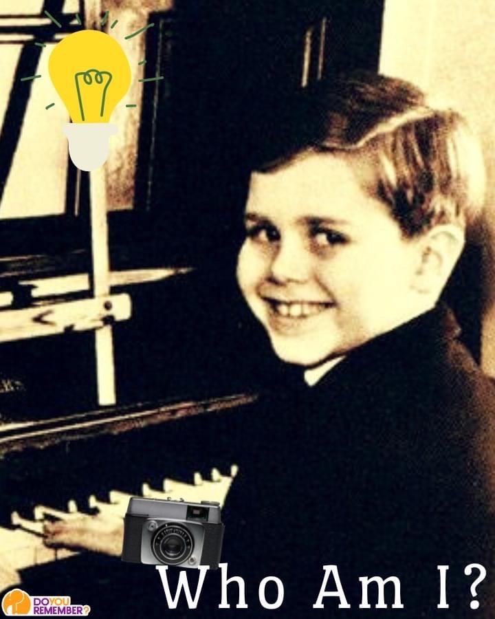 Solve Do you know who this is? jigsaw puzzle online with 12 pieces