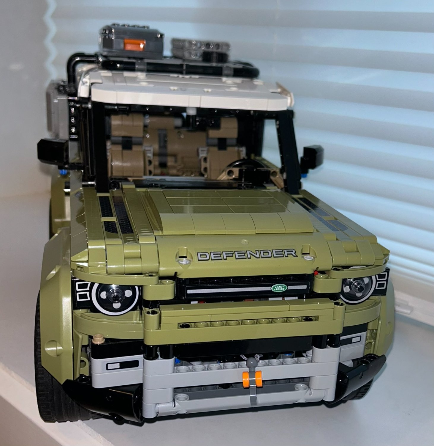 Solve Lego Landrover Defender jigsaw puzzle online with 169 pieces