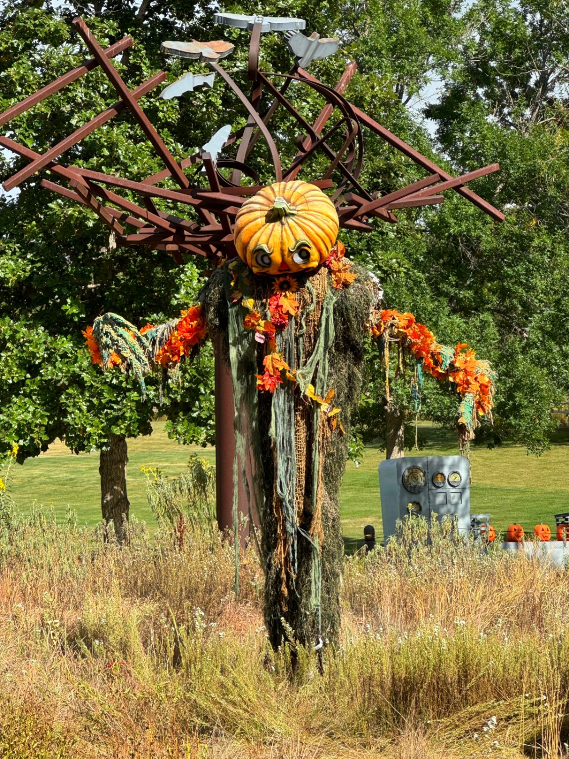 Jigsaw Puzzle | 63 pieces | Scary scarecrow | Jigidi