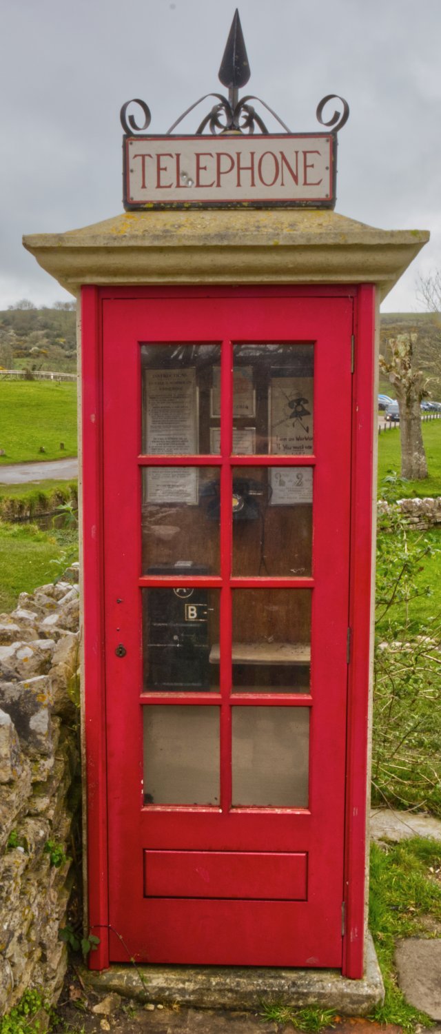 Solve Tyneham ghost village phone box jigsaw puzzle online with 198 pieces