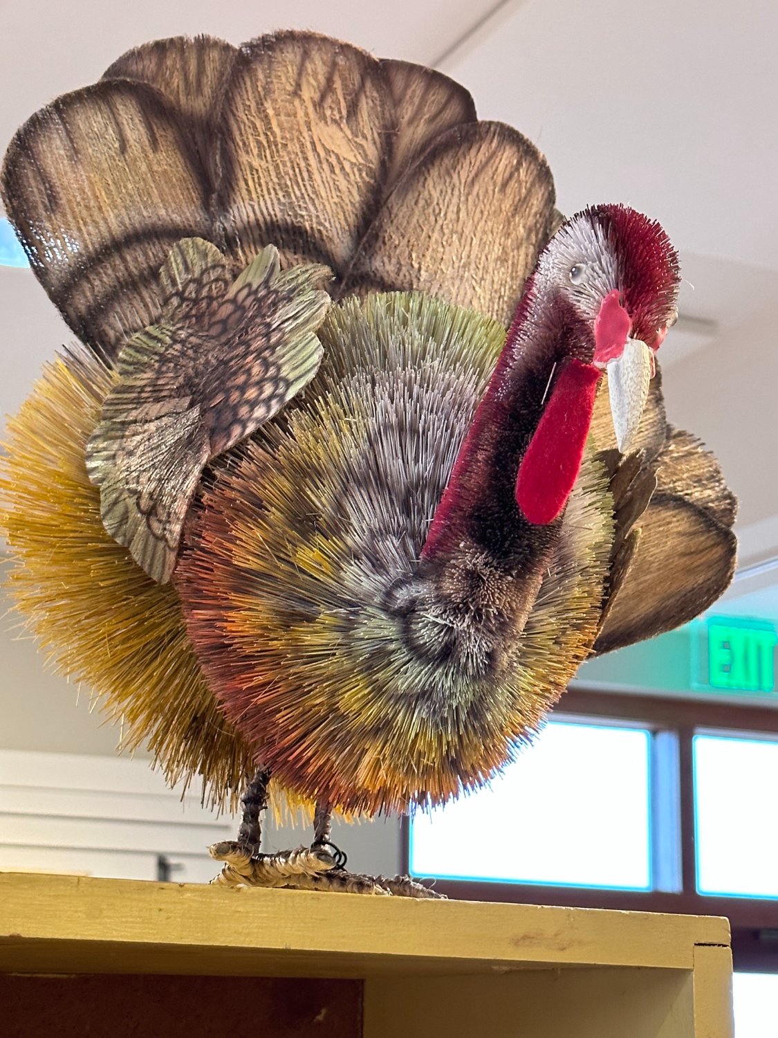 Solve Amazing turkey jigsaw puzzle online with 63 pieces