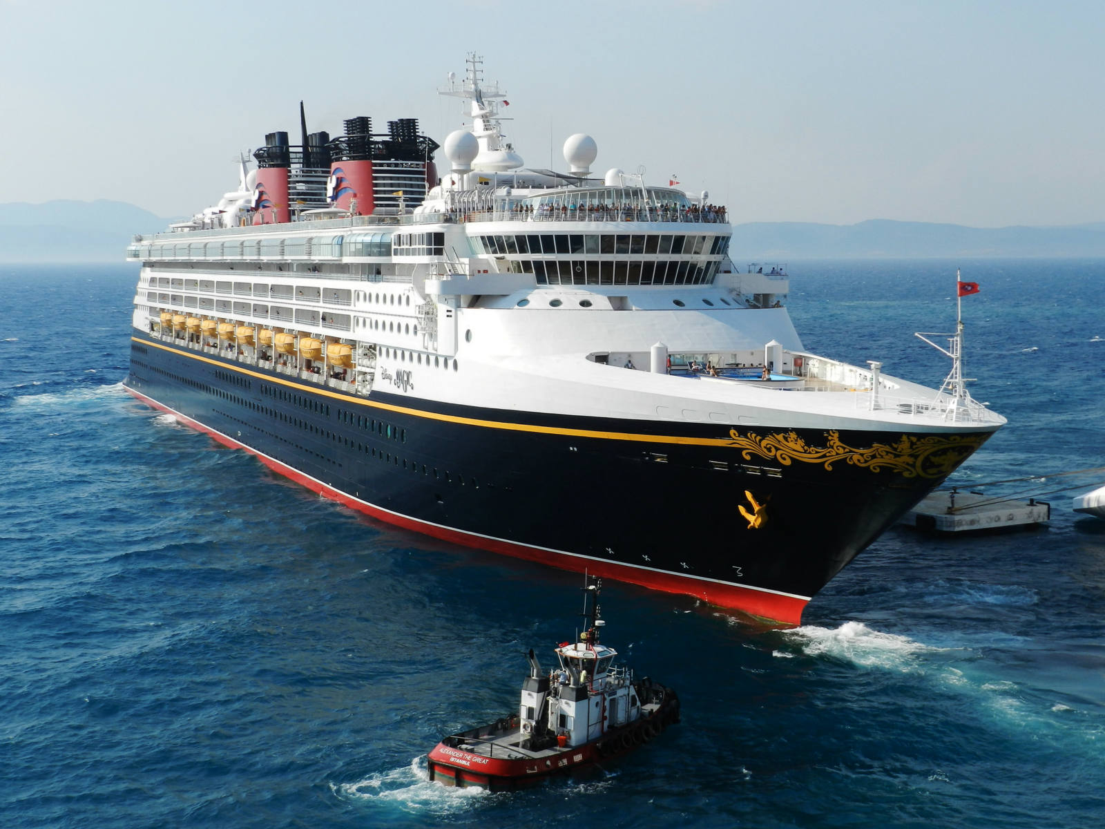 Solve Disney Magic at Kusadasi jigsaw puzzle online with 540 pieces