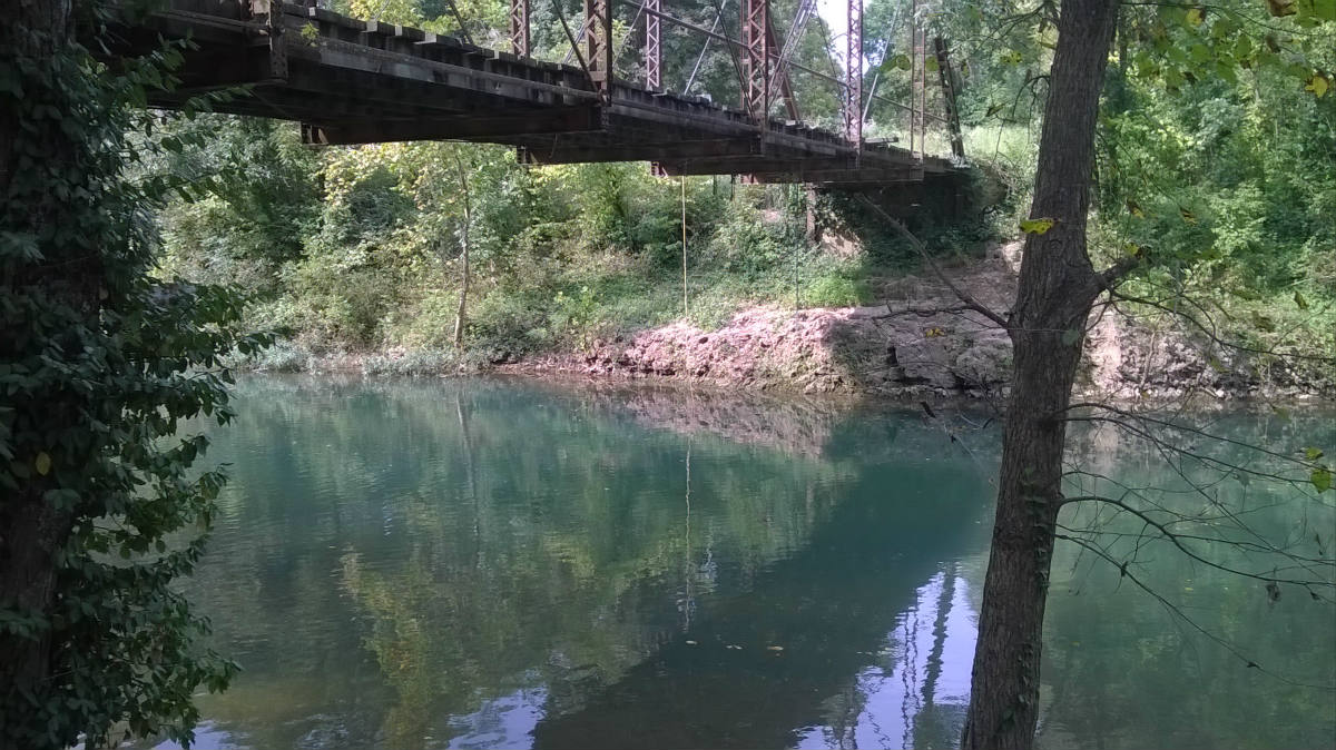 Solve Jenkins Bridge jigsaw puzzle online with 84 pieces