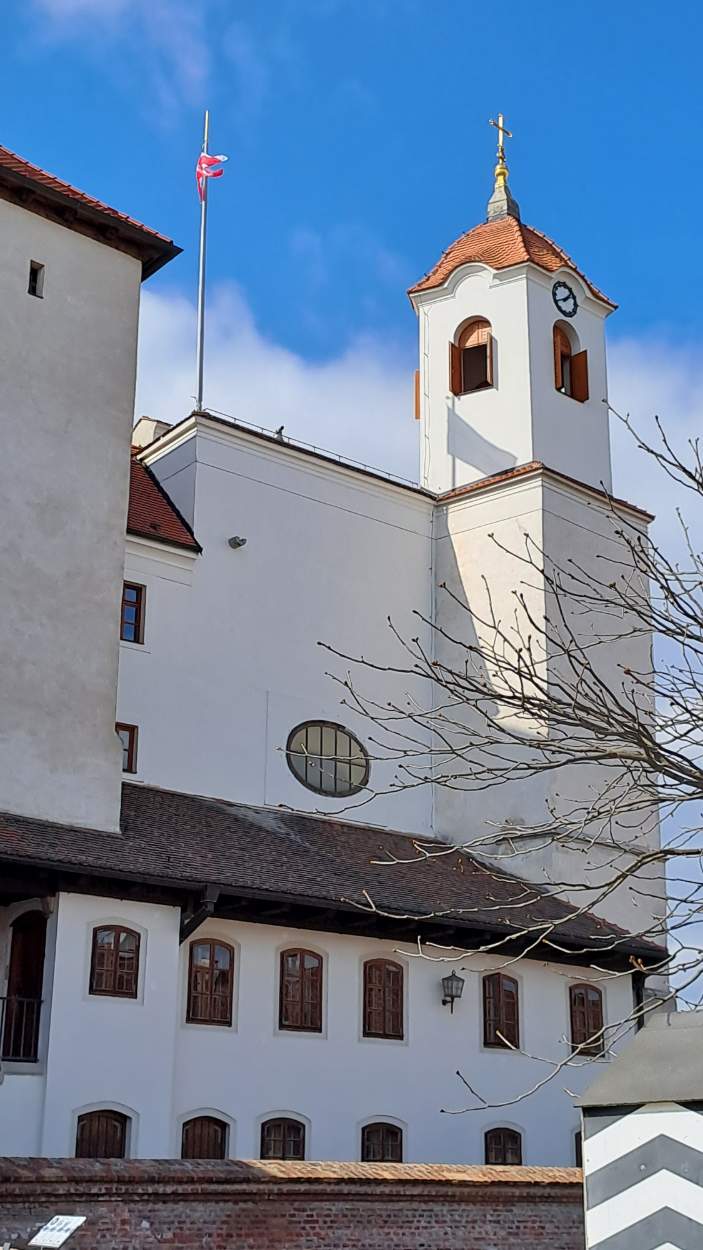Solve Brno, Špilberk, Hranolová věž jigsaw puzzle online with 60 pieces Solve Brno, Špilberk, Hranolová věž jigsaw puzzle online with 60 pieces