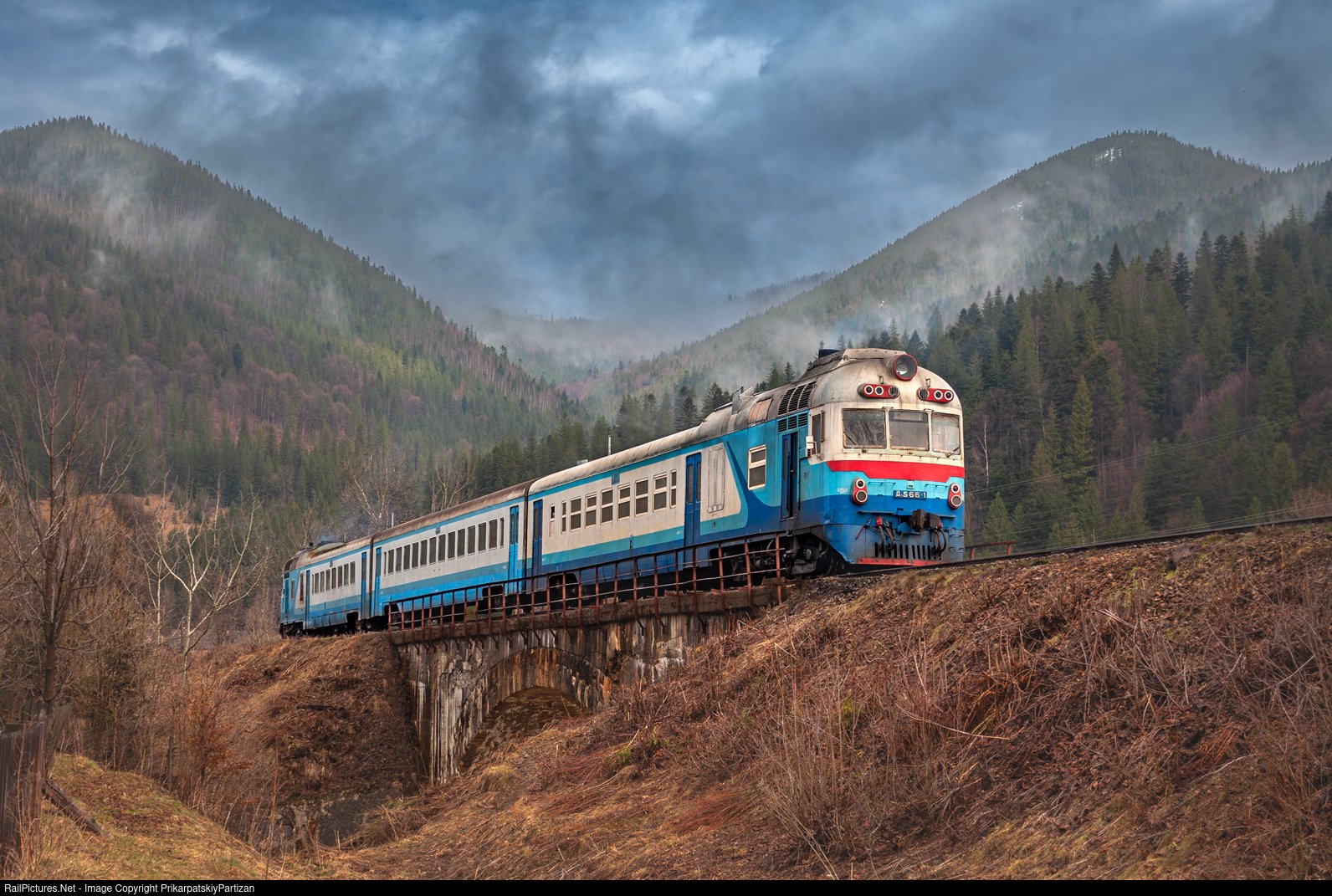 Solve Atmospheric nuances between fog and clouds! jigsaw puzzle online ...