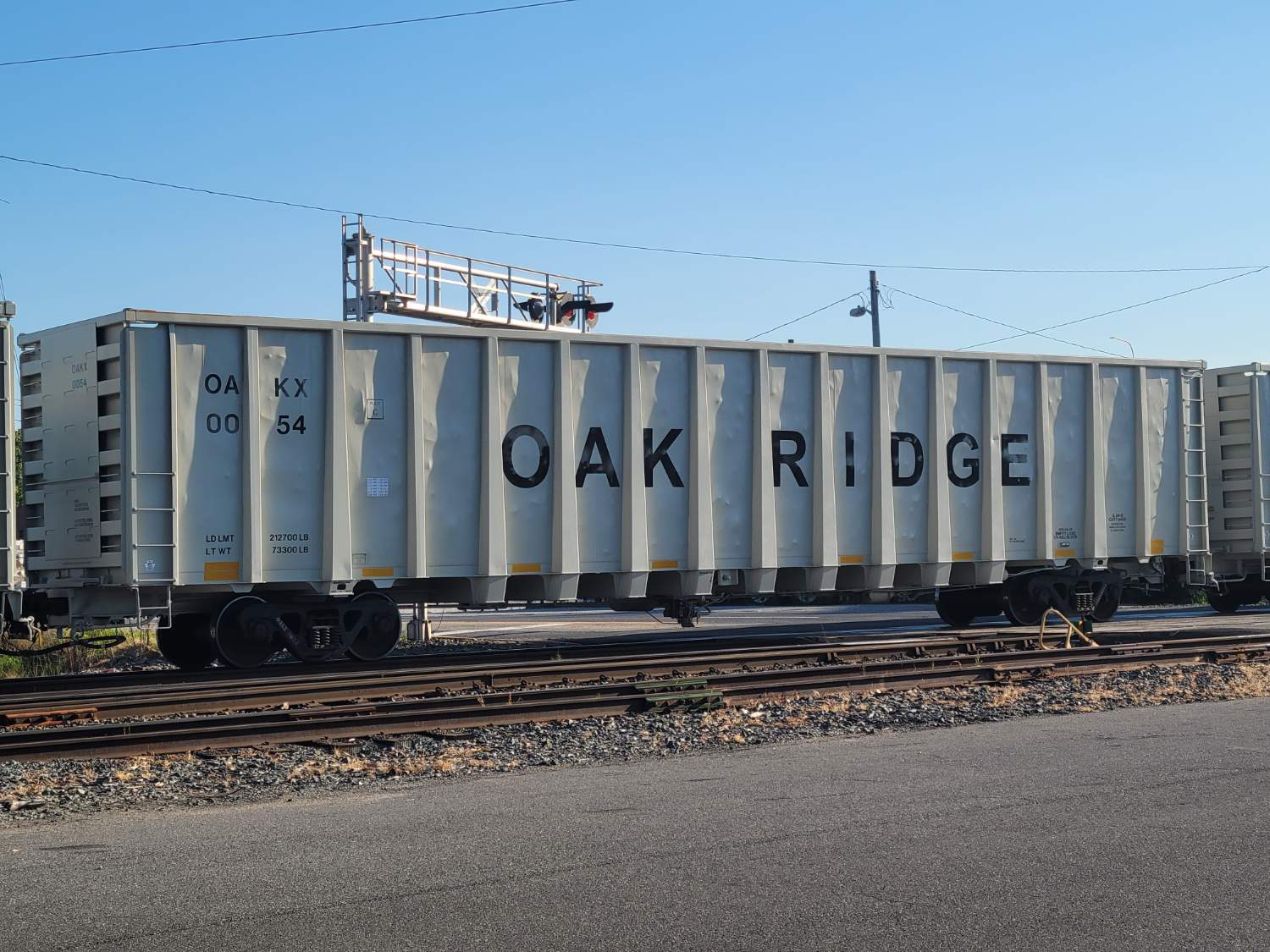 Solve Oak Ridge Gondola jigsaw puzzle online with 63 pieces