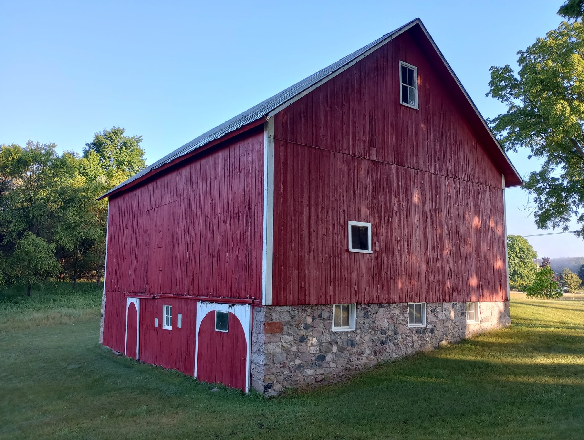 Solve Mt Calm Co MI Barn2 Barns jigsaw puzzle online with 300 pieces