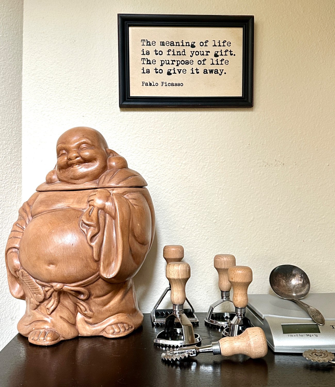 Solve My smiling cookie jar and life motto jigsaw puzzle online with 72 ...