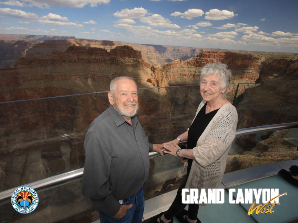 Solve Grand Canyon West 2023 jigsaw puzzle online with 12 pieces