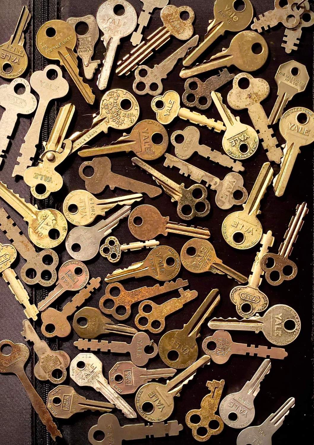 Solve Keyed Up! jigsaw puzzle online with 96 pieces