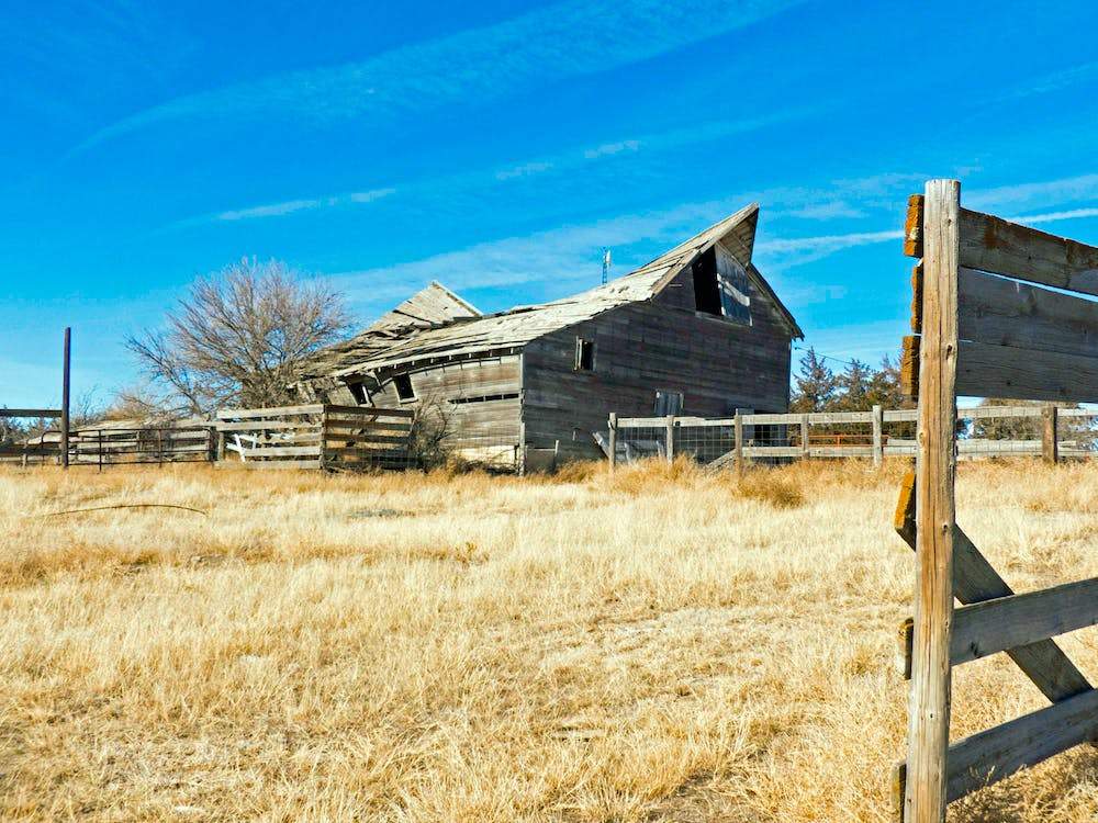 Solve Beyond Repair jigsaw puzzle online with 70 pieces