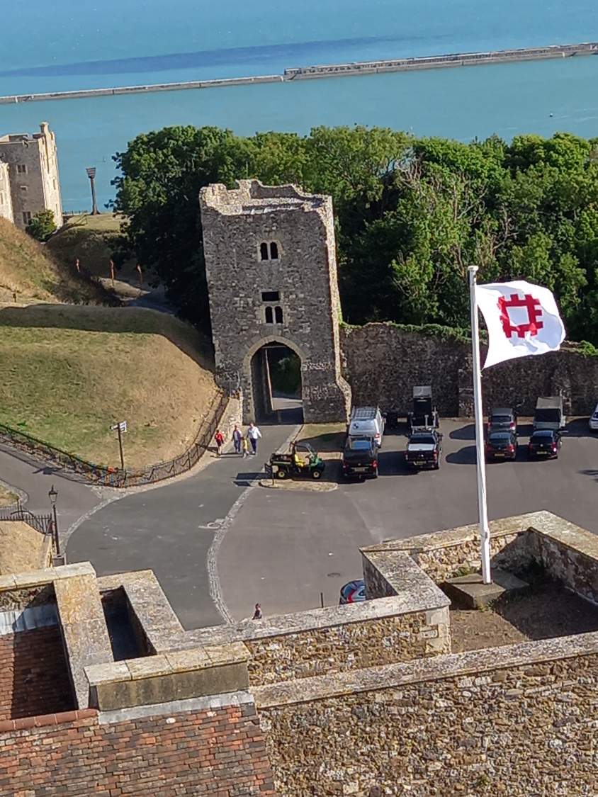 Solve Colton's Gate, Dover Castle jigsaw puzzle online with 63 pieces