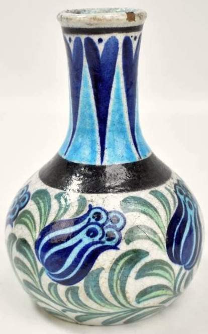 Jigsaw Puzzle | A Persian inspired Vase, designed by William de Morgan ...