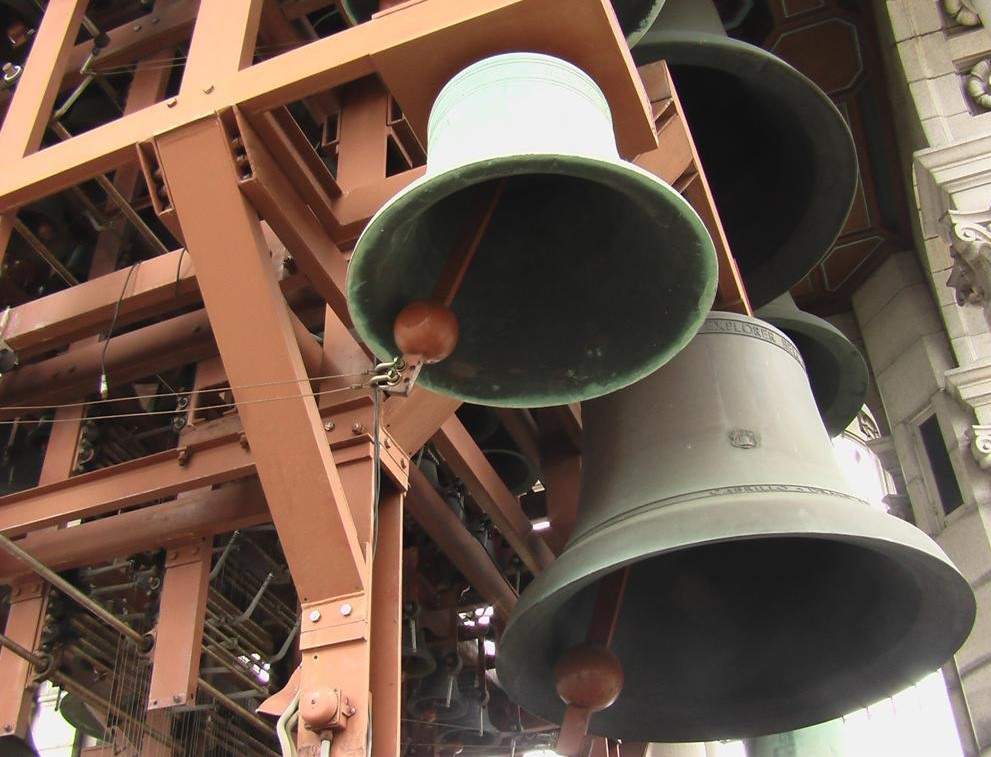 Solve Carillon photo from some unidentified church tower? / UPDATE - is ...