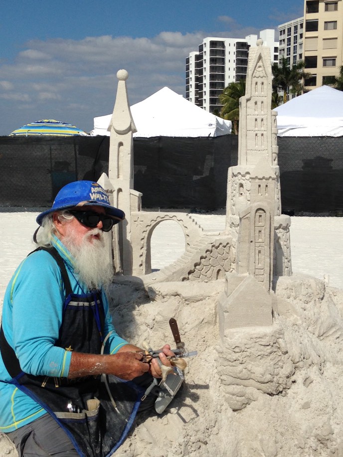 Solve Sand sculptor from Canada preacher jigsaw puzzle online with 12 ...