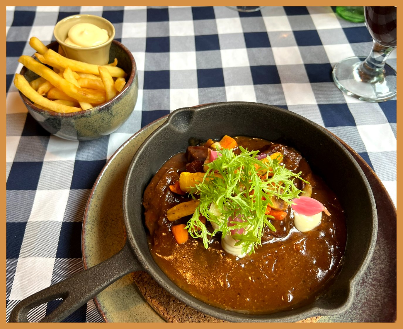 Solve Flemish style beef stew. Stoofvlees op zijn Vlaams. jigsaw puzzle ...