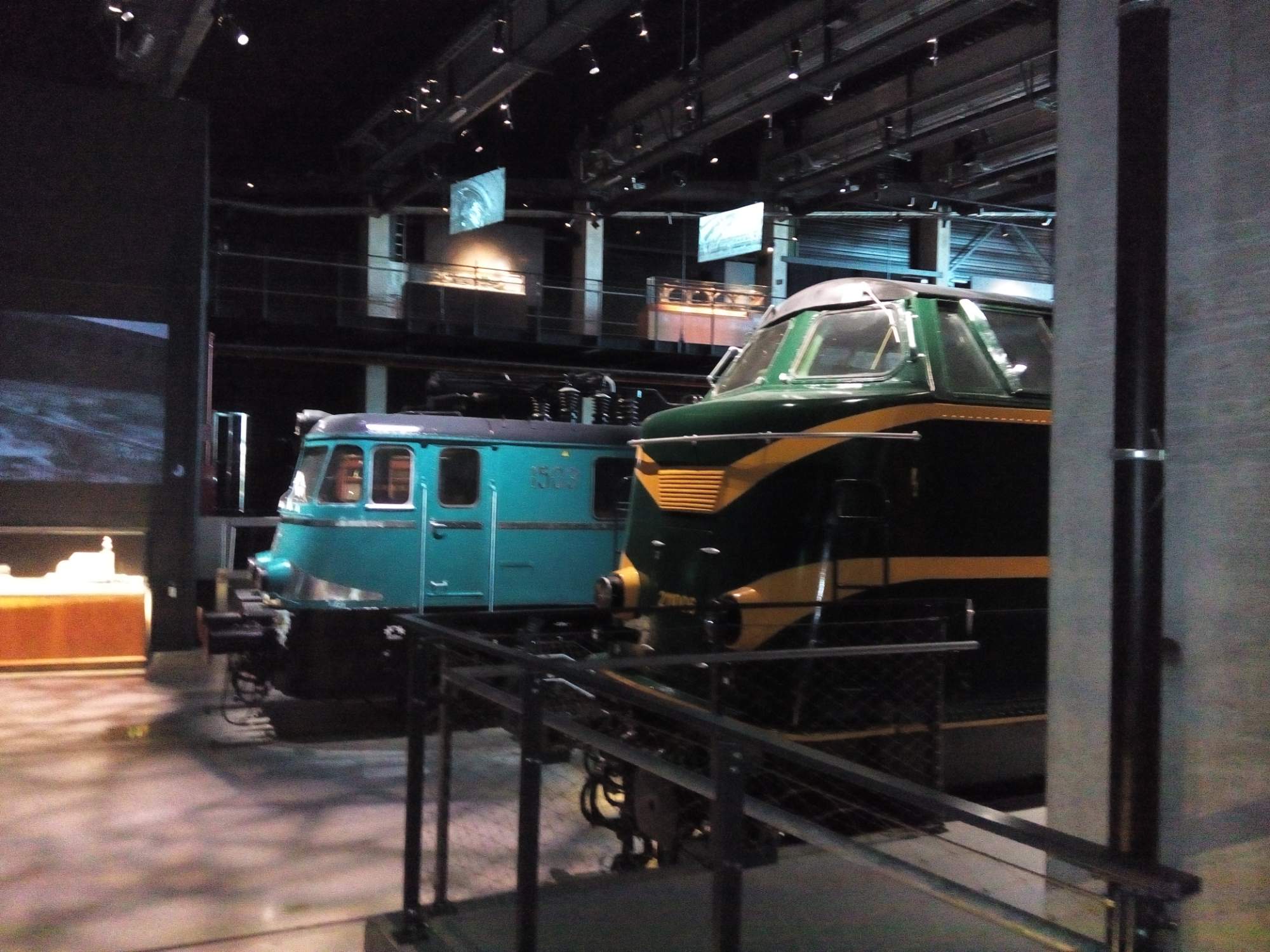 Solve Trainworld NMBS jigsaw puzzle online with 336 pieces