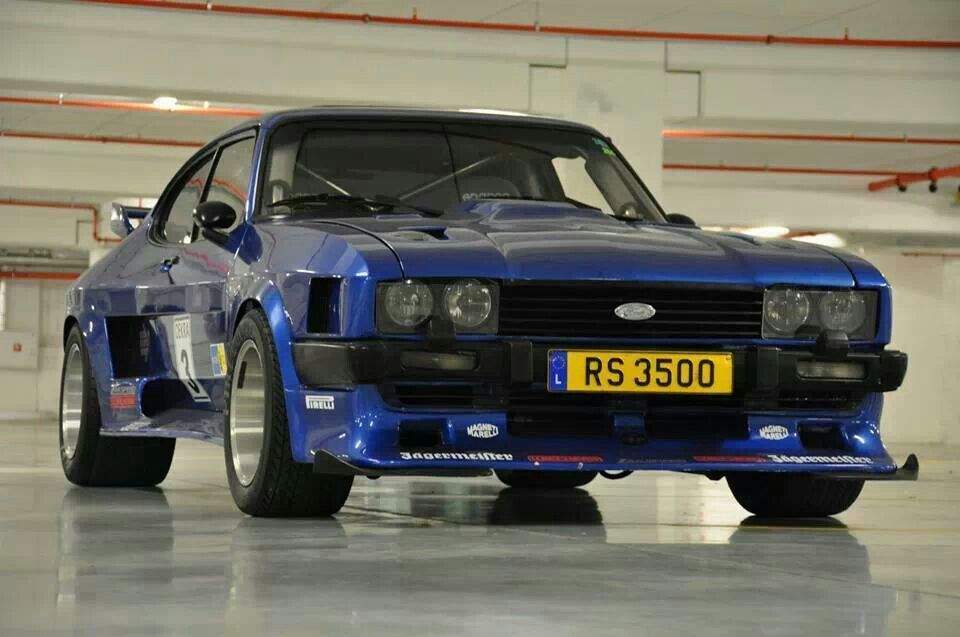 Solve Ford Capri with wide body kit_01 jigsaw puzzle online with 176 pieces
