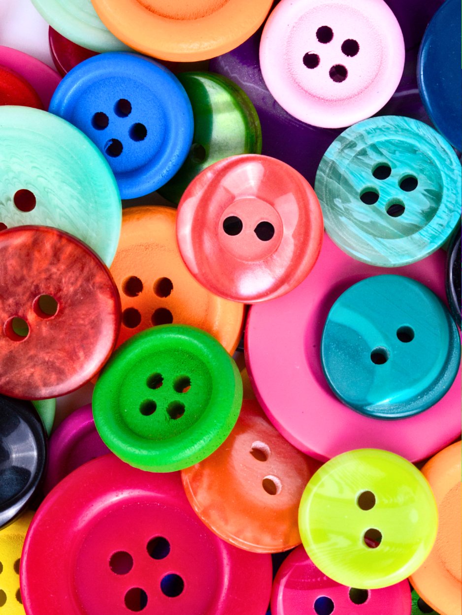 Solve Buttons jigsaw puzzle online with 108 pieces